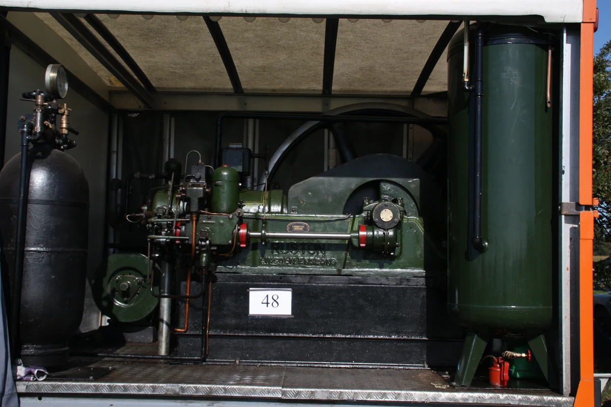 Ruston Hornsby Oil Engine no. 390130 | Tractor & Construction Plant ...