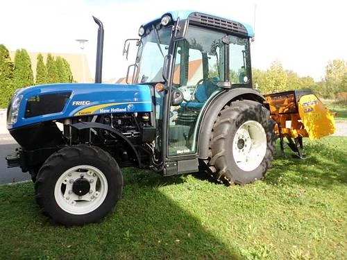 Frieg NH T4040V | Tractor & Construction Plant Wiki | Fandom