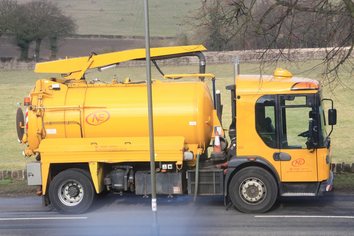 Gully emptier | Tractor & Construction Plant Wiki | Fandom