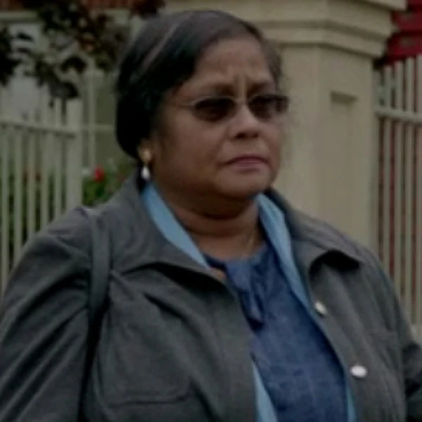 Mrs. Chavda | Tracy Beaker Wiki | Fandom