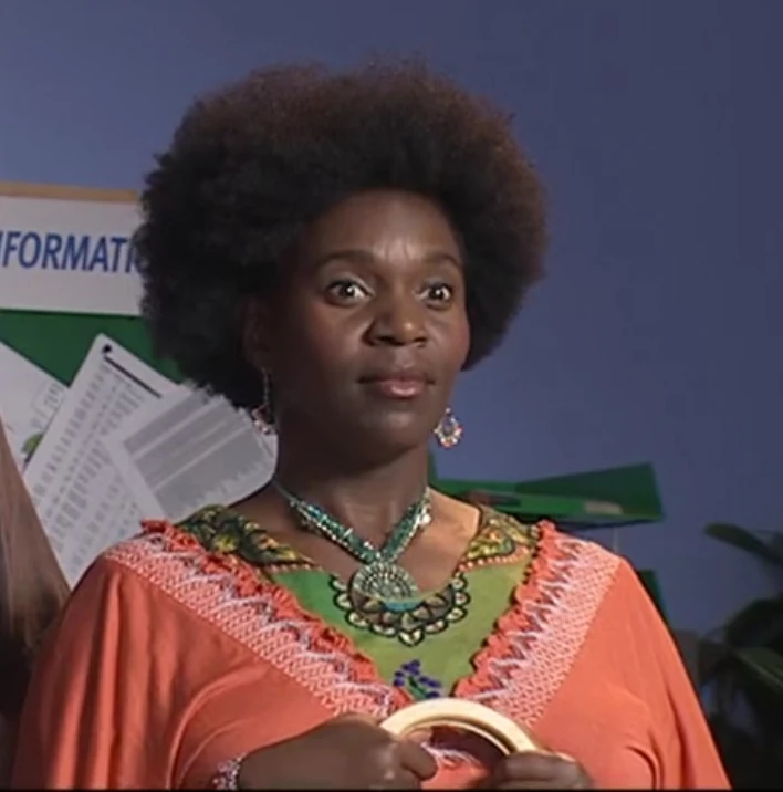 Mrs. Boxer | Tracy Beaker Wiki | Fandom