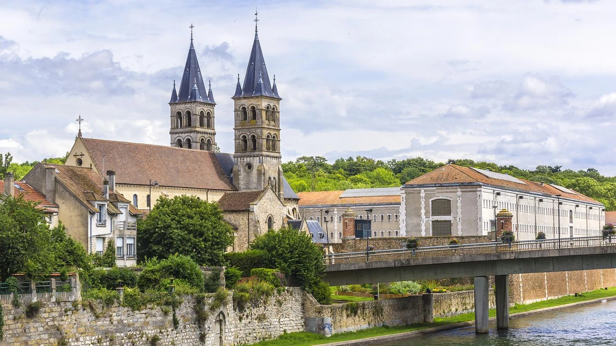 Melun | Wiki Le Train des français | Fandom