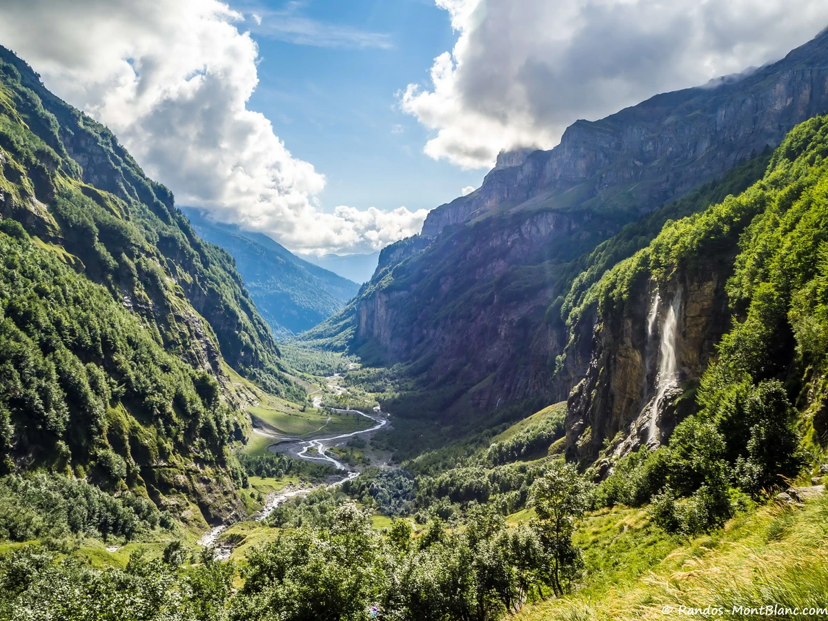 Samoëns – Sixt | Wiki Le Train des français | Fandom