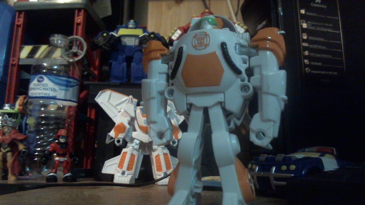 Blades Transformers Bots In Disguise Bid Wikia Fandom