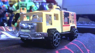 Yellow Jacket | Transformers Bots In Disguise (BID) Wikia | Fandom