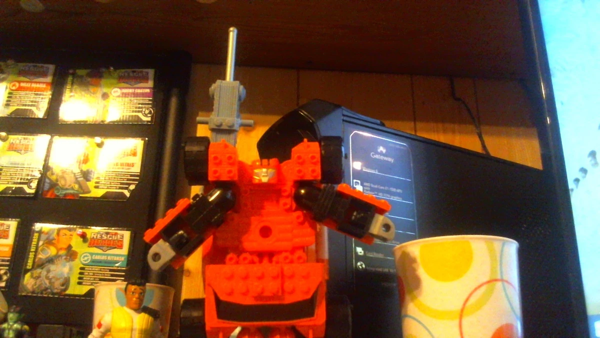 Hauler | Transformers Micro-Verse Wiki | Fandom