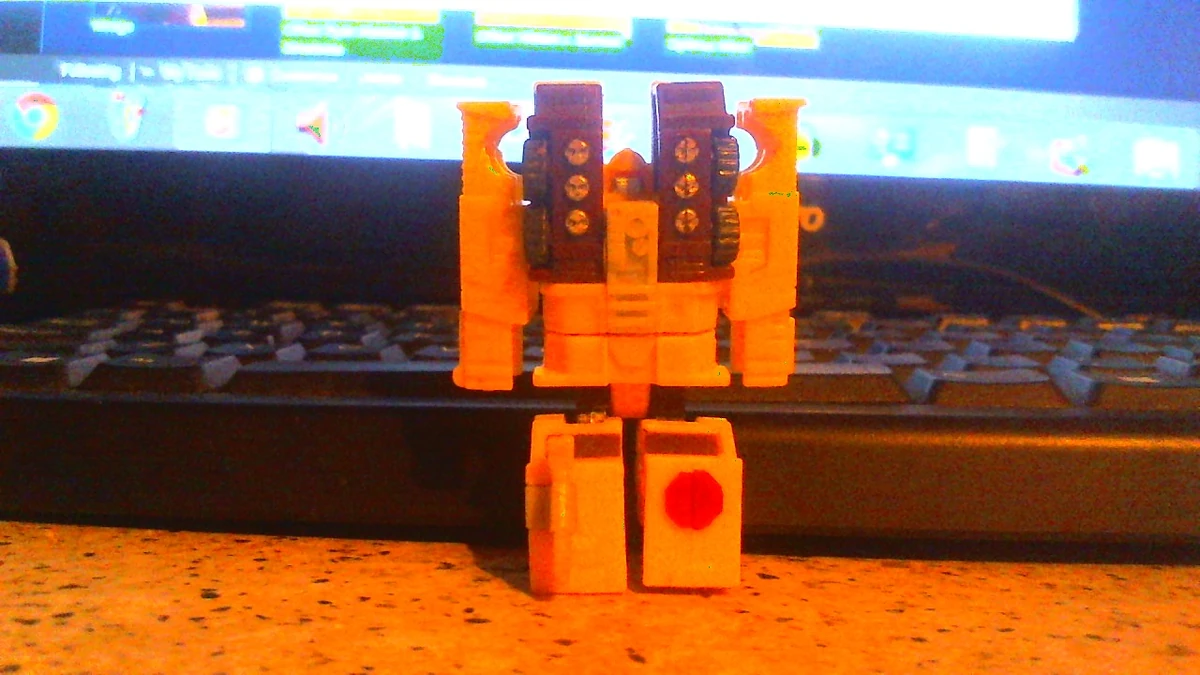 Firebolt | Transformers Micro-Verse Wiki | Fandom