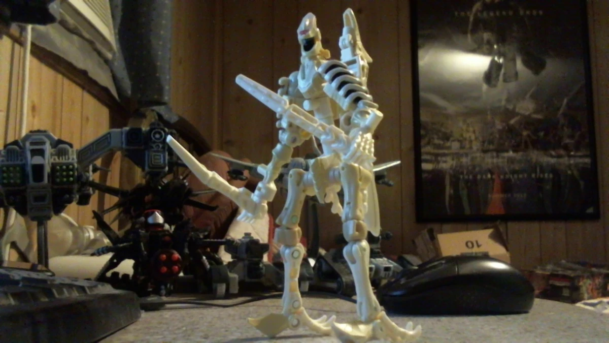 Wingfinger | Transformers Micro-Verse Wiki | Fandom