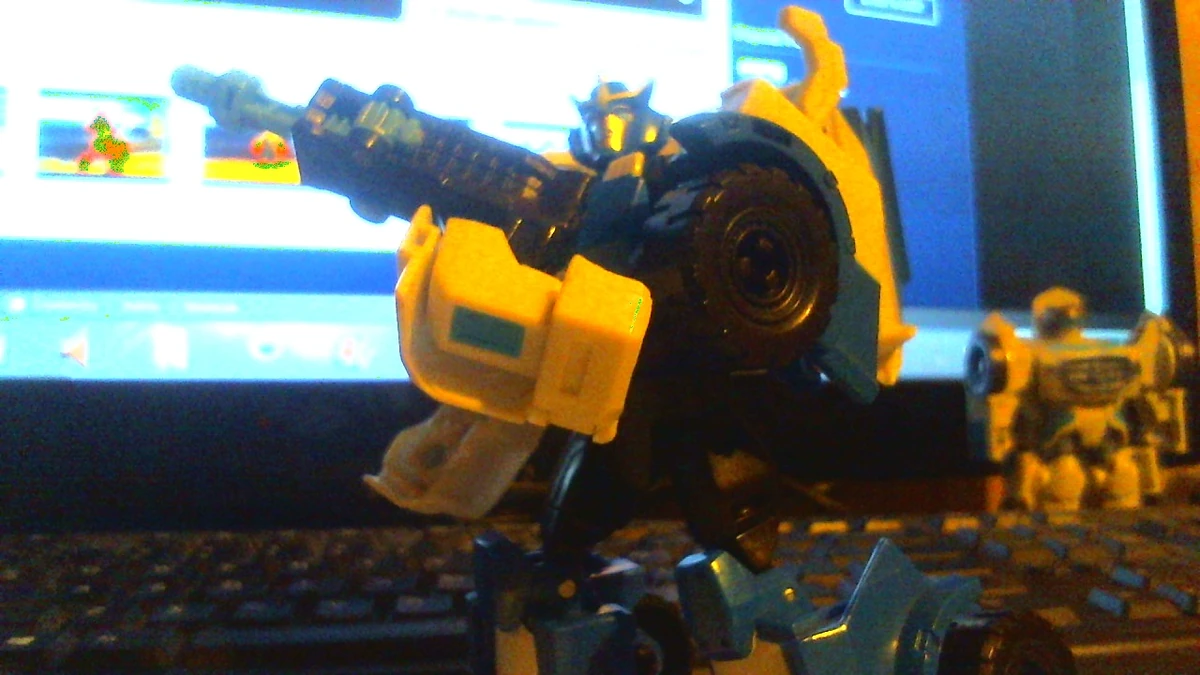 Strongarm | Transformers Micro-Verse Wiki | Fandom