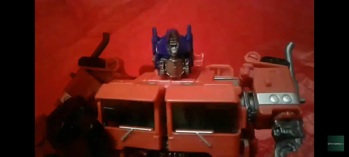 Optimus Prime | TransformersGenerationsUniverse Wiki | Fandom