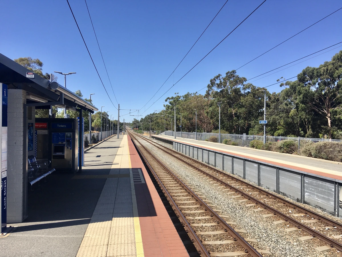 Loch Street Railway Station | TransPerth/Perth Wiki | Fandom