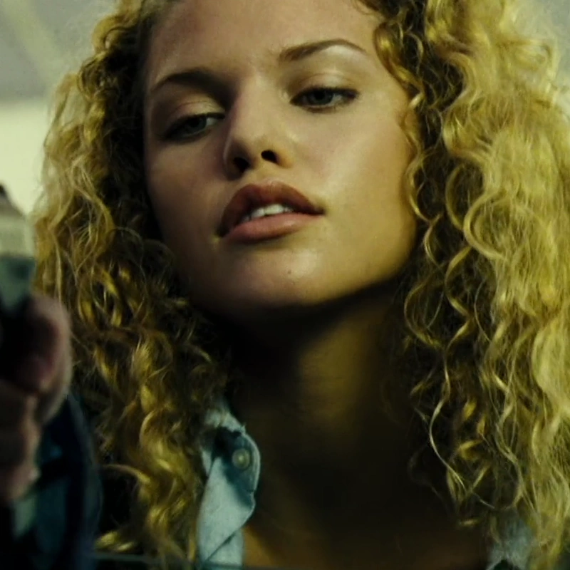 Car Jacking Girl | Transporter Wiki | Fandom