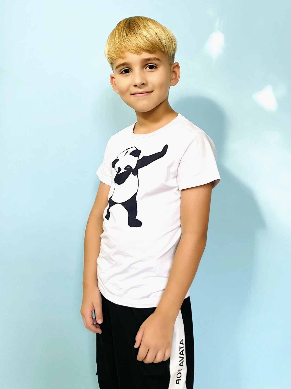 Anton Handshy | Trilith Studios Wiki | Fandom