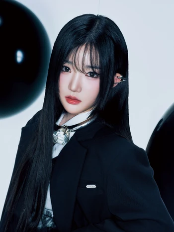Kim YooYeon | tripleS Wiki | Fandom