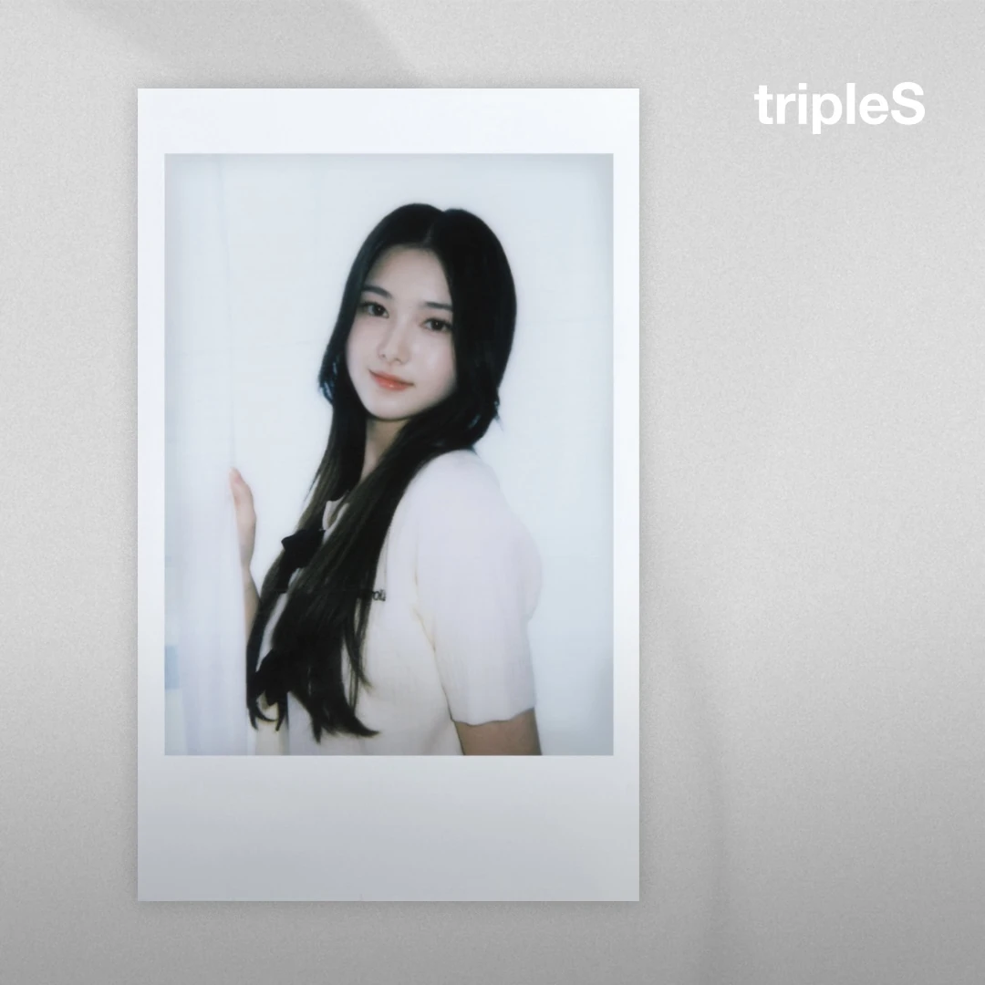 Mayu/Gallery/Polaroids | tripleS Wiki | Fandom