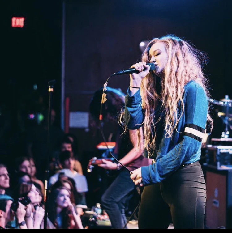 Lilly Williams | The Rock Star Game Wiki | Fandom