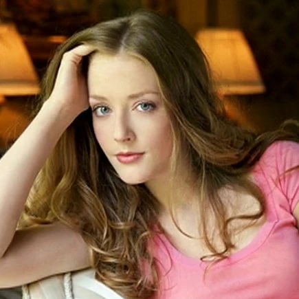 Sarah McGinnis | Truly Unique Wiki | Fandom