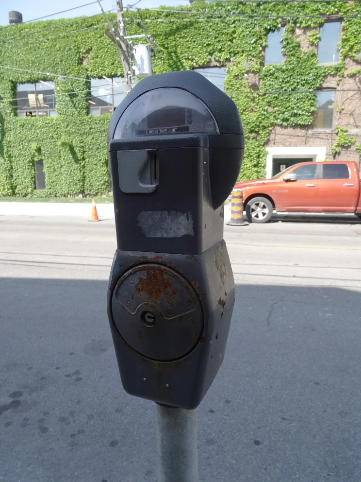 Duncan Eagle Single Space Parking Meter | Toronto Street Furniture ...