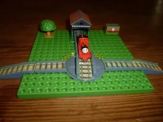 James, Turntable and Engine Shed | Thomas Die-Cast Wiki | Fandom