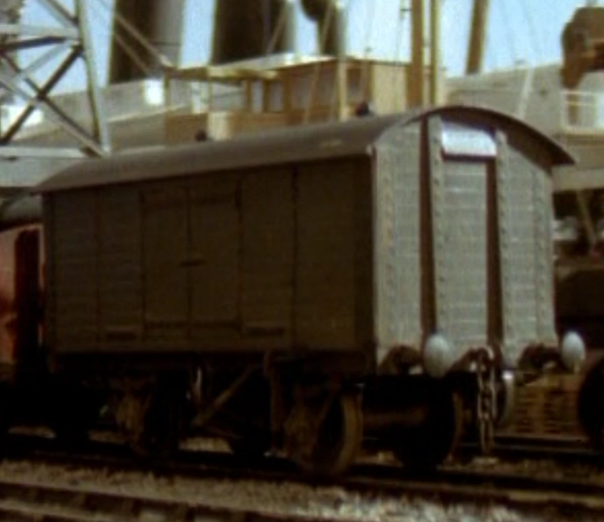 LBSCR 8 Ton Vans | Thomas the Tank Engine Wiki | Fandom
