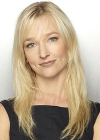 Sarah Holmes | Tuckerverse Wiki | Fandom