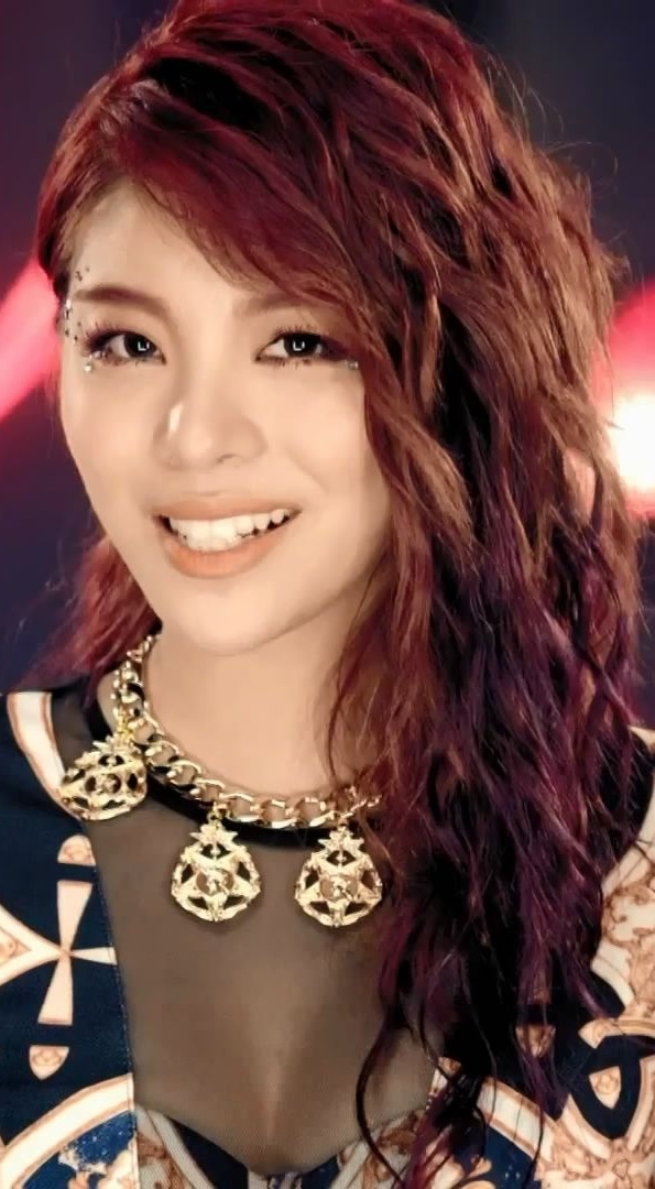 Gwen Han | Tuckerverse Wiki | Fandom