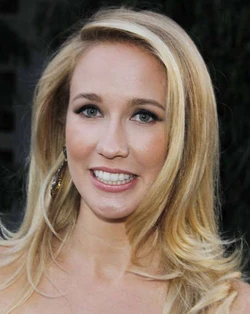 Opal Bagley | Tuckerverse Wiki | Fandom