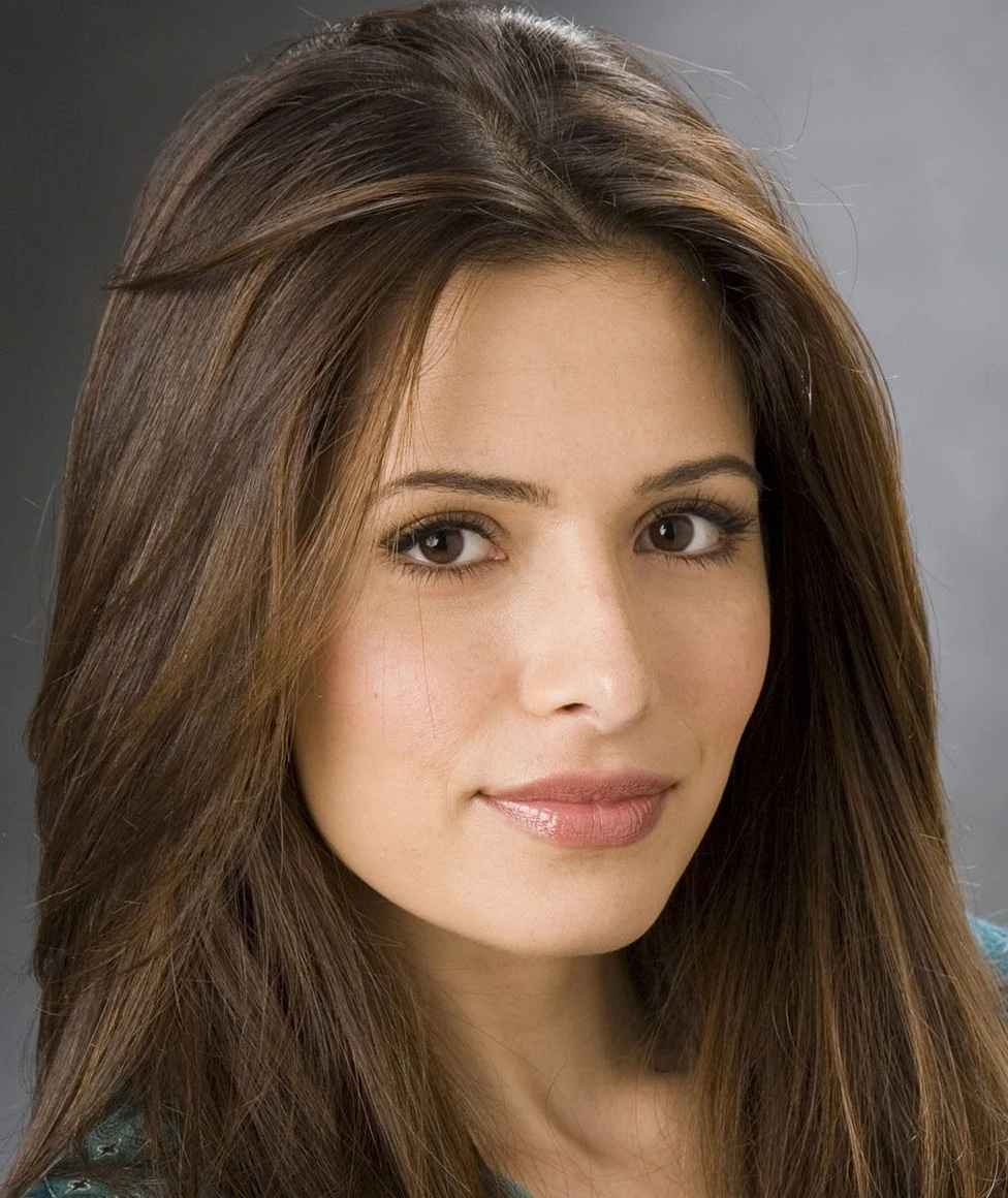 Parisa Golzar | Tuckerverse Wiki | Fandom