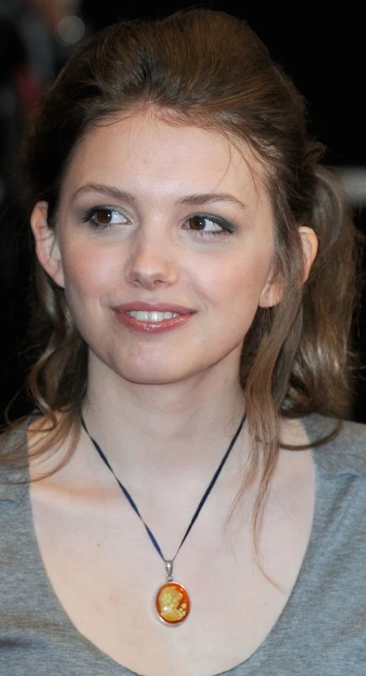 Jennifer Roberts | Tuckerverse Wiki | Fandom