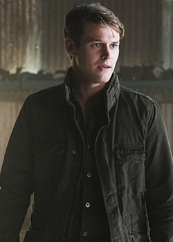 Lewis Bennett | Tumblr Roleplay Wiki | Fandom