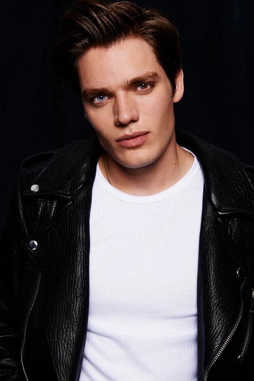 Adrian Fell | Tumblr Roleplay Wiki | Fandom