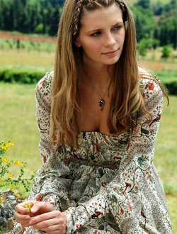 Maria Moore | Tumblr Roleplay Wiki | Fandom