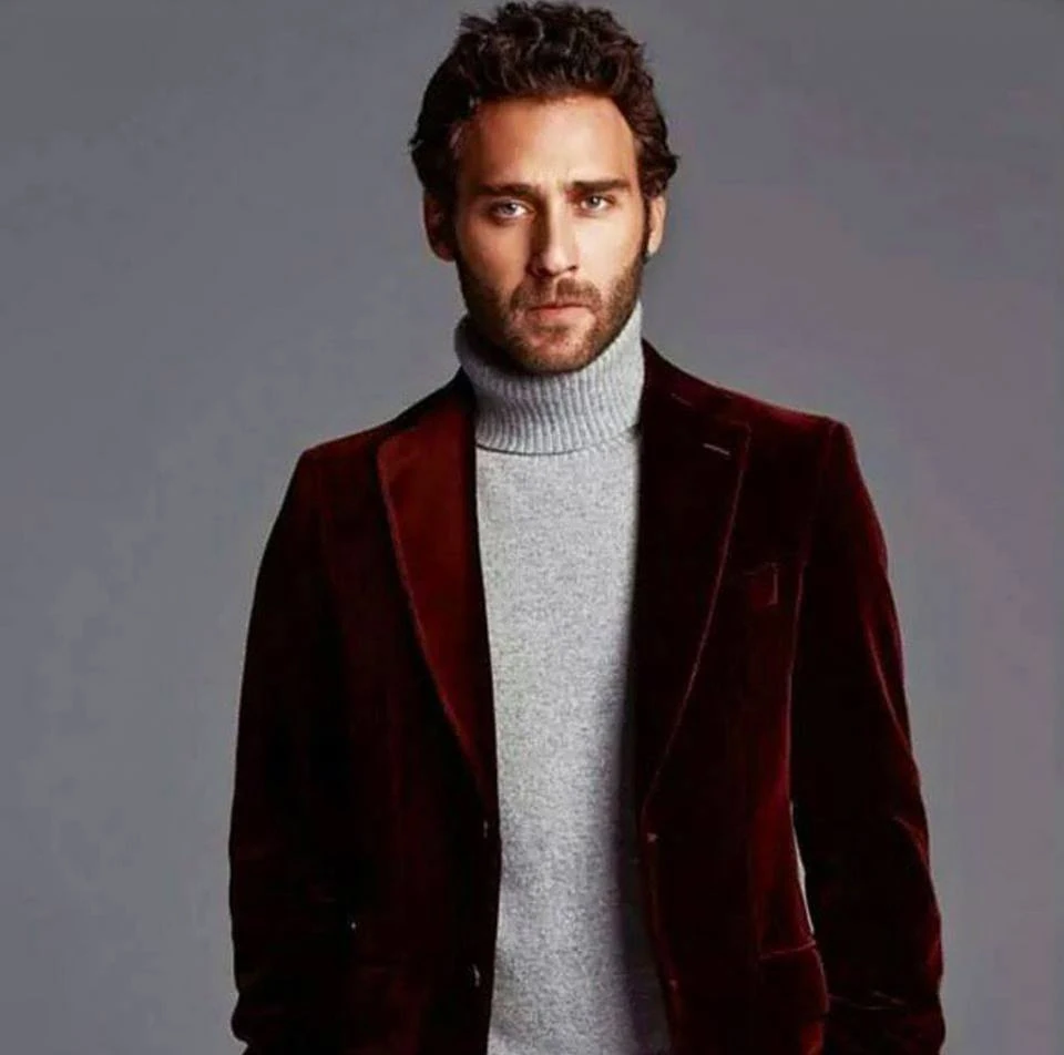 Seçkin Özdemir | Turkey actors Wiki | Fandom