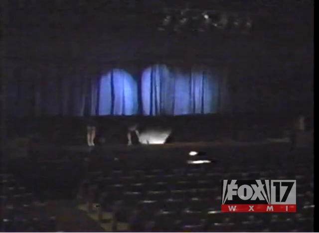 WXMI (March 24, 2001) | TV Station Schedule Archives Wiki | Fandom