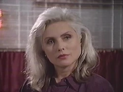 Monsters: Desirable Alien | TV Database Wiki | Fandom