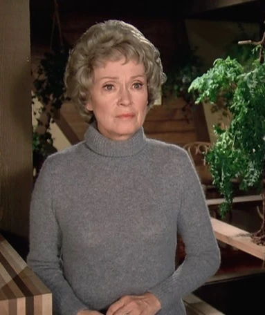 Helen Elgin | TV Database Wiki | Fandom