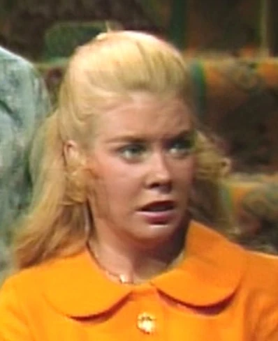 Hallie Stokes | TV Database Wiki | Fandom