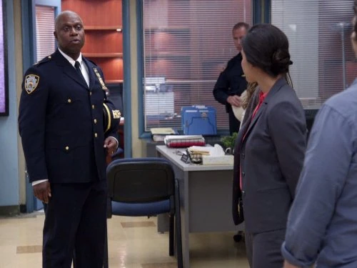 Brooklyn Nine-Nine: Pilot | TV Database Wiki | Fandom