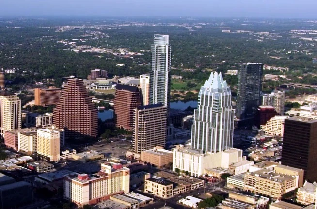 Austin | TV Database Wiki | Fandom