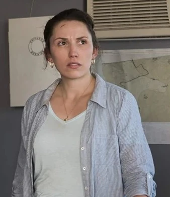 Lola Guerrero | TV Database Wiki | Fandom