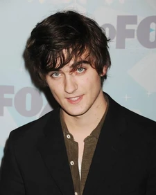 Landon Liboiron | TV Database Wiki | Fandom