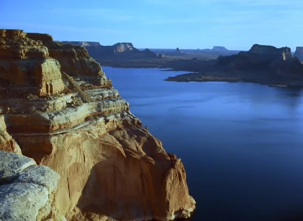 Arizona | TV Database Wiki | Fandom