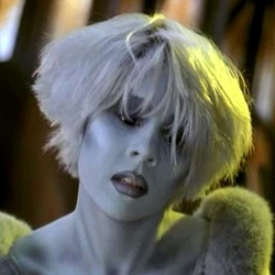 Chiana Farscape Gif