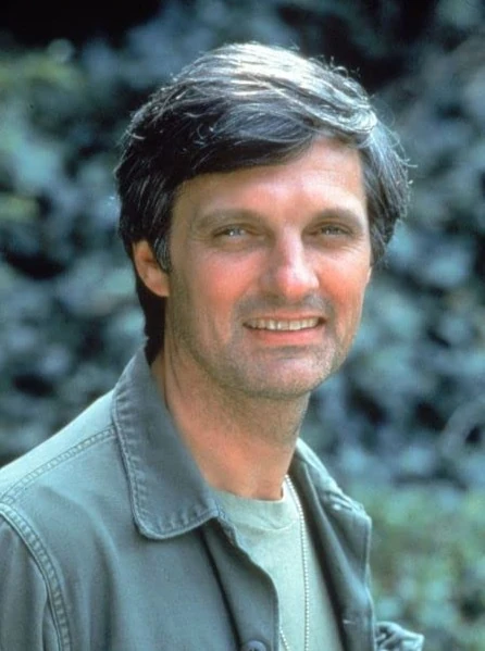 Benjamin Franklin Pierce | TV Database Wiki | Fandom