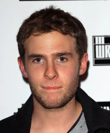 Iain De Caestecker | TV Database Wiki | Fandom