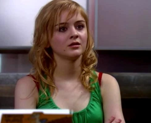 Zoe Carter | TV Database Wiki | Fandom