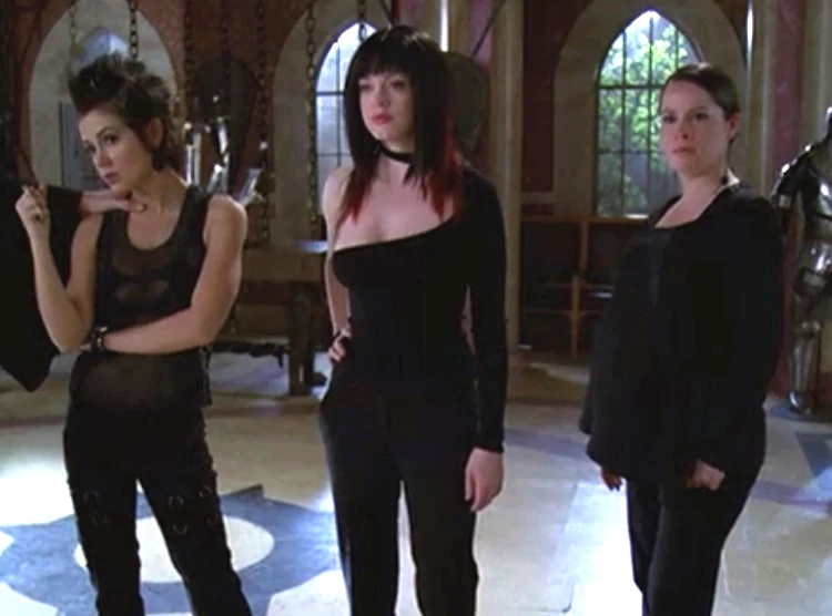 Charmed: It's a Bad, Bad, Bad, Bad World (Part 1) | TV Database Wiki ...