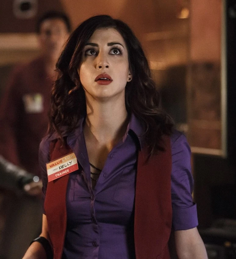 Kelly Maxwell | TV Database Wiki | Fandom