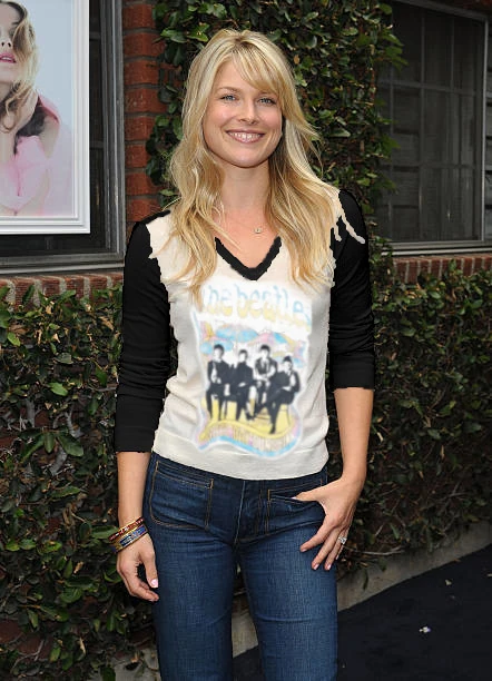 Grace Sawyer | TV Fanon Wiki | Fandom