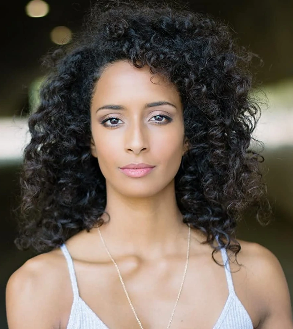 Elizabeth Grullon | Twa Wiki | Fandom